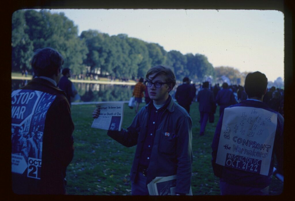 Photos of the 1967 March on the Pentagon Against the Vietnam War