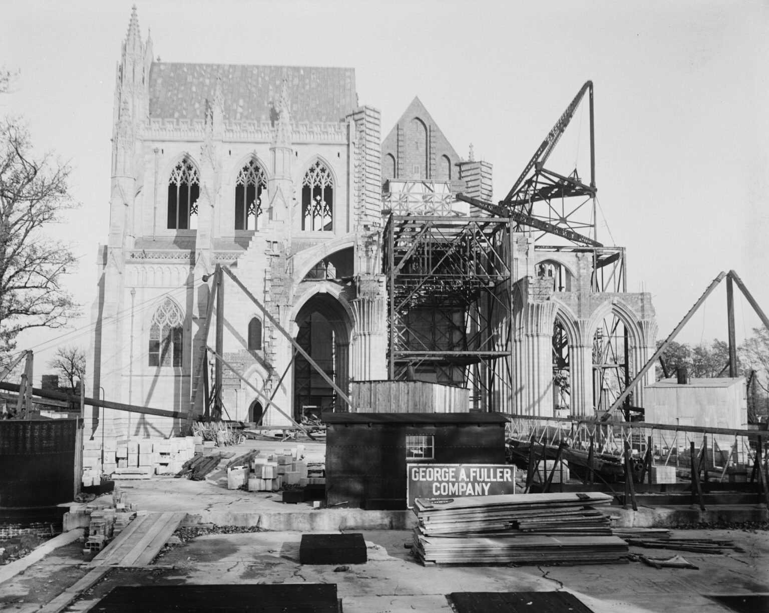 Explore the National Cathedral's Construction Through Vintage Photos