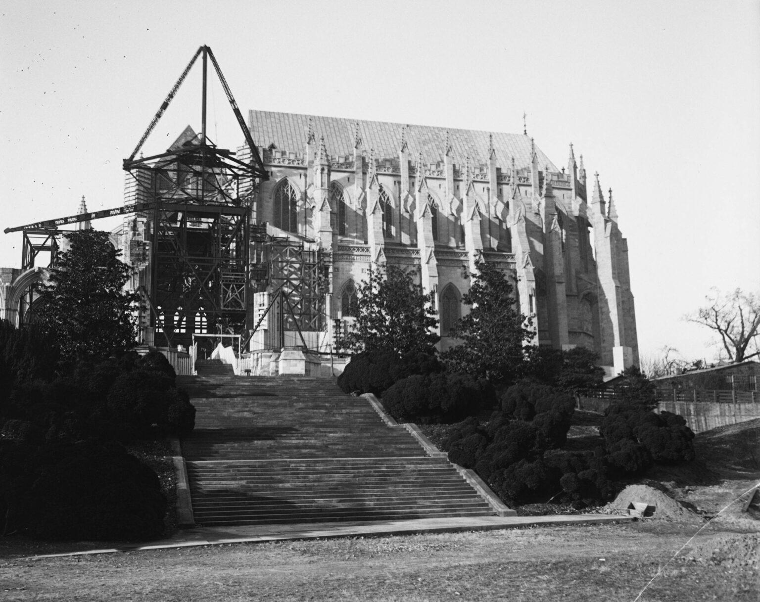 Explore the National Cathedral's Construction Through Vintage Photos
