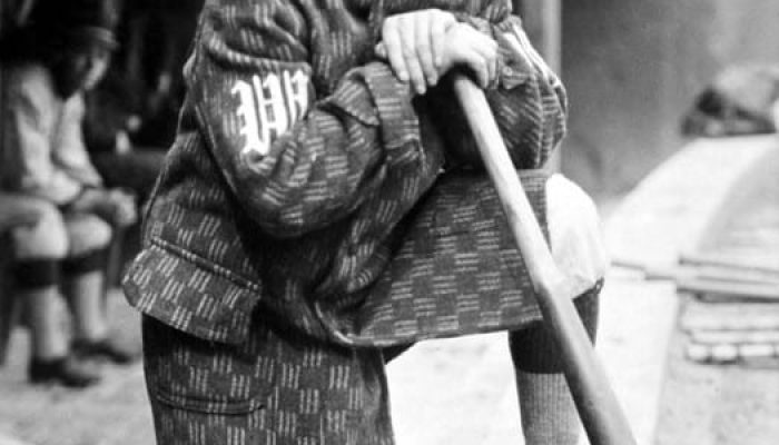 A Look at Clark Griffith's Ridiculously Awesome Checkered Coat from 1912